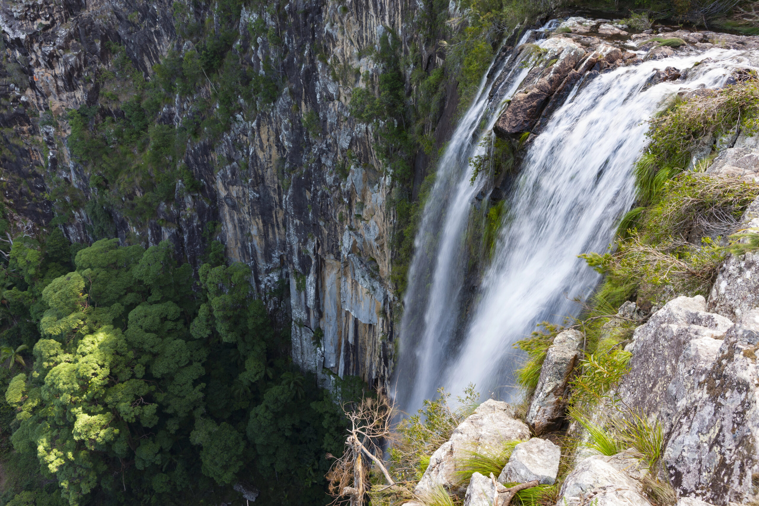 Where to Find Byron Bay’s Hidden Waterfalls (And the Perfect Place to Stay)